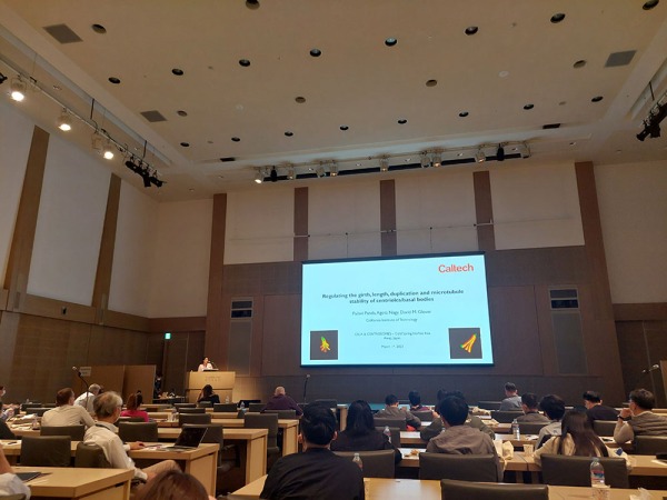 LAB LIFE – GLOVER LAB